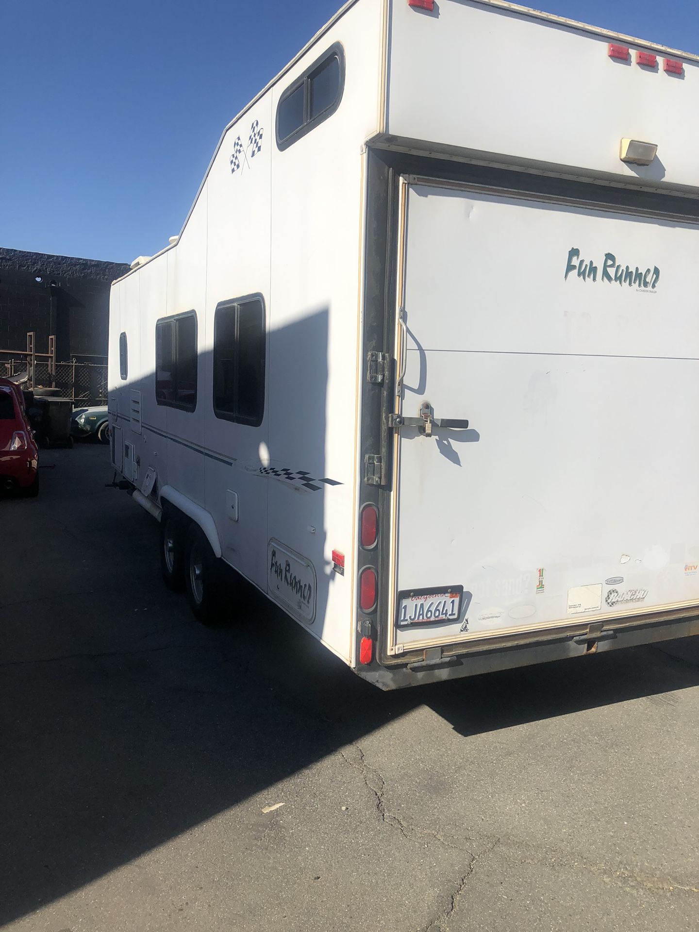 2000 Carson Fun runner for Sale in Upland, CA - OfferUp