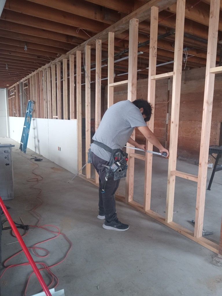 Drywall Hanger for Sale in Long Beach, CA - OfferUp