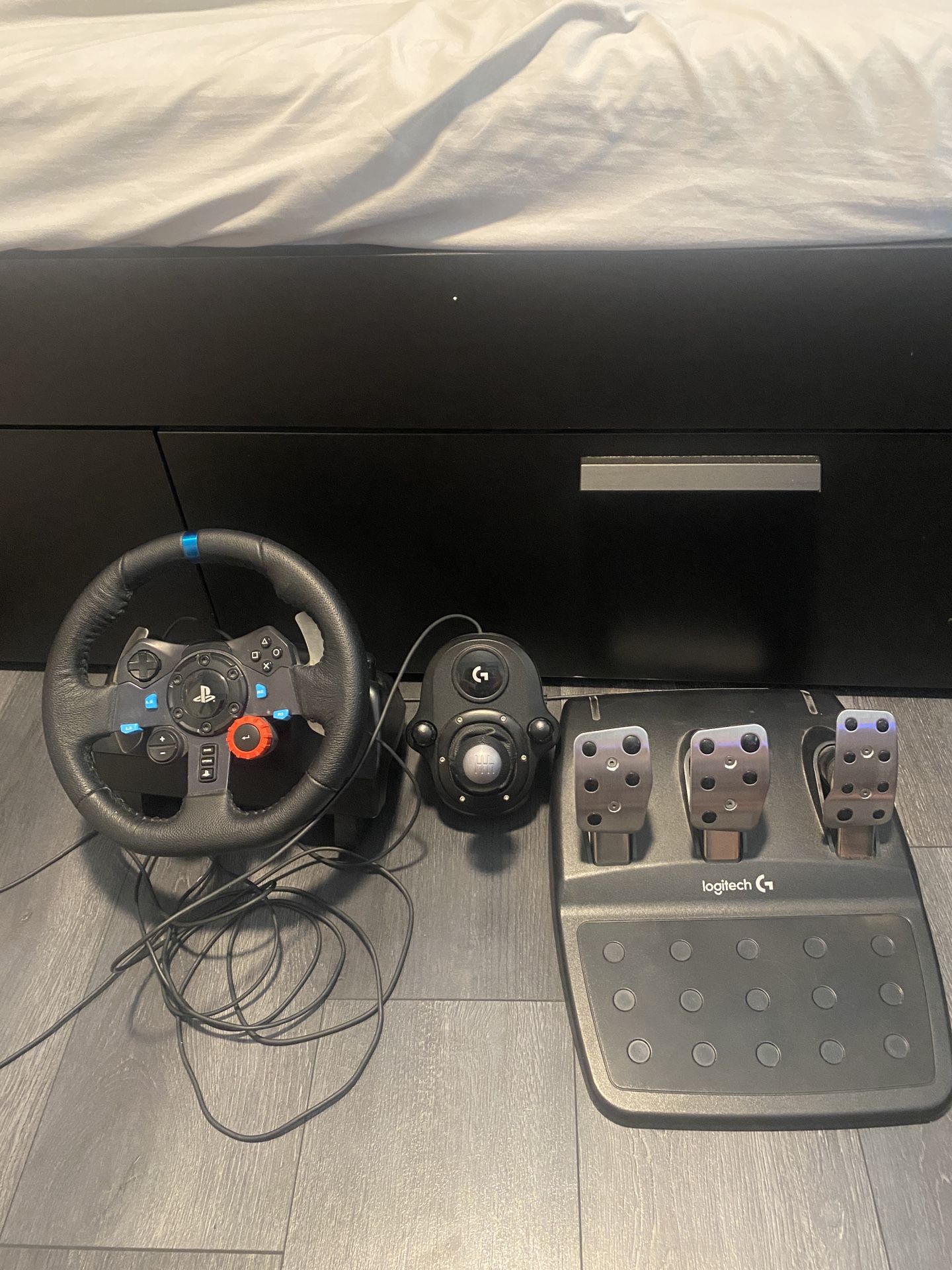 Logitech G920/G29 PC/Playstation Racing Wheel and Pedals + Driving ...