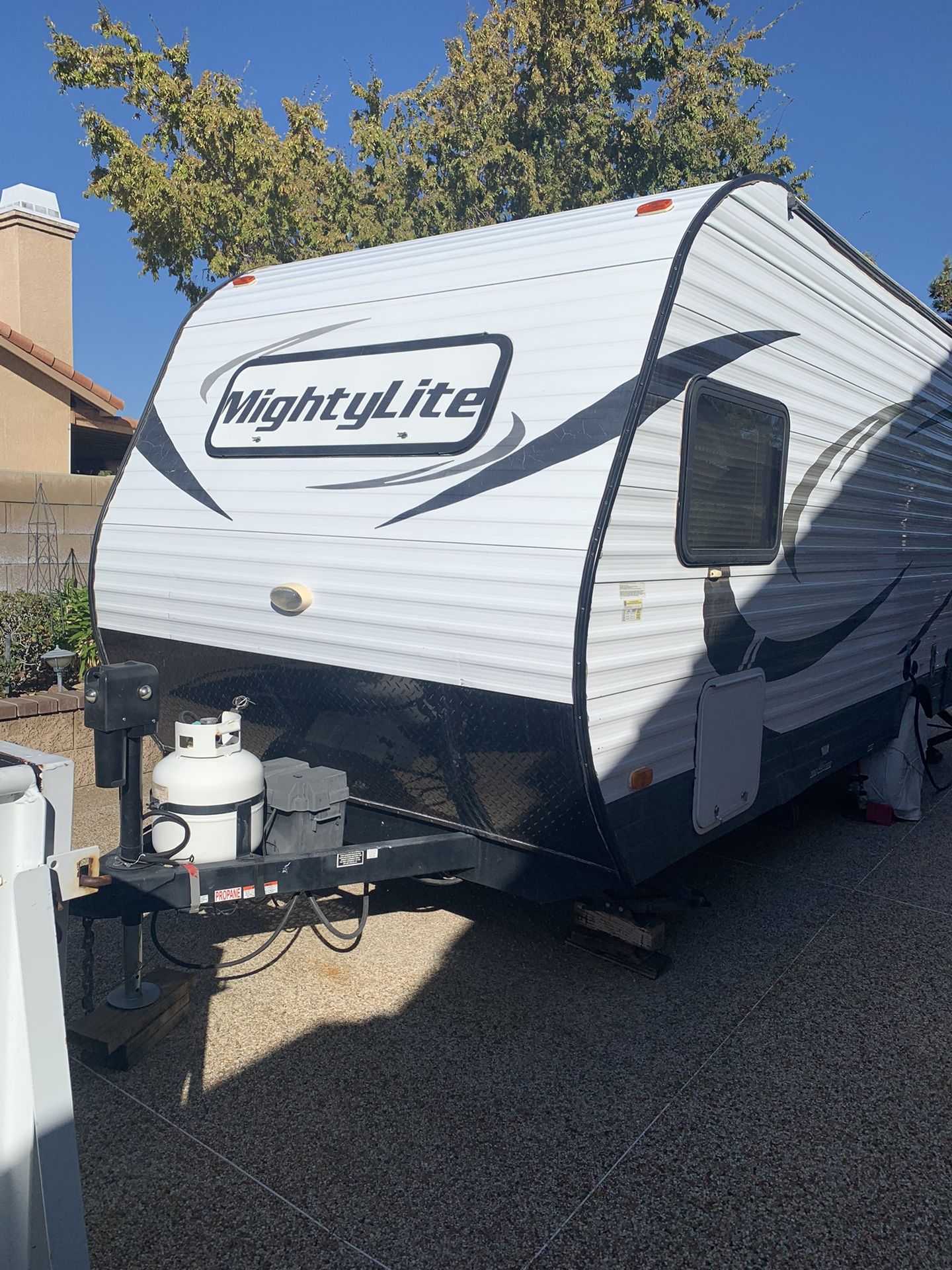 Mighty lite camper for Sale in Palmdale, CA - OfferUp