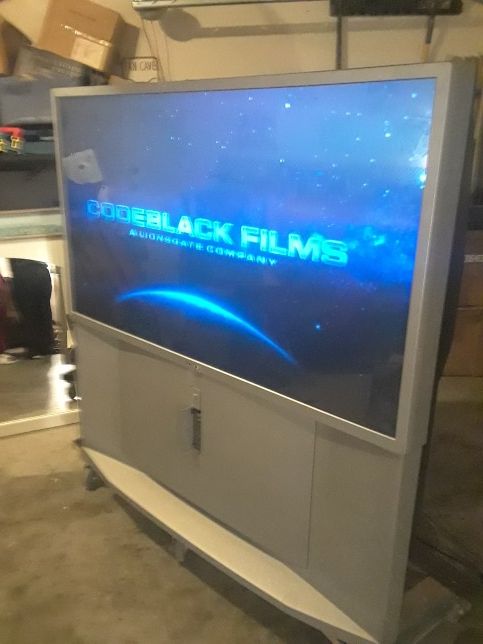 (Pls read full post!)...**REDUCED** 57" Sony Rear Projection Screen TV ...