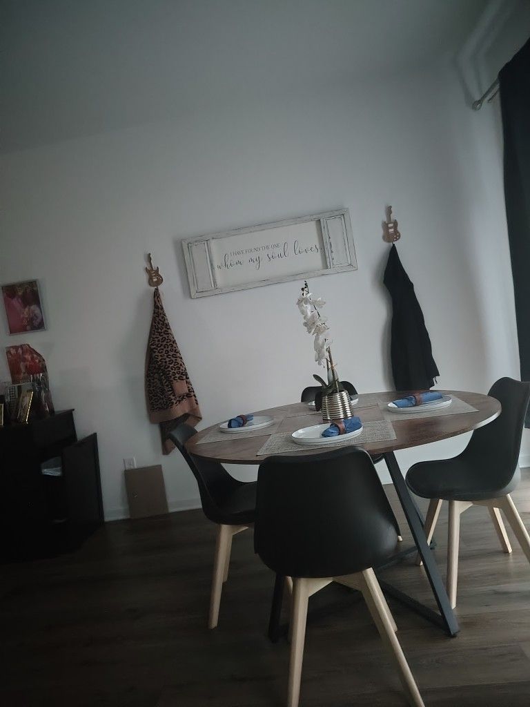 Table Set 4 Chairs for Sale in Buford, GA - OfferUp
