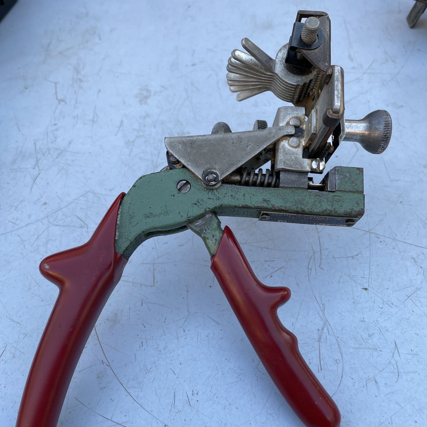 Curtis 15 Code Cutter