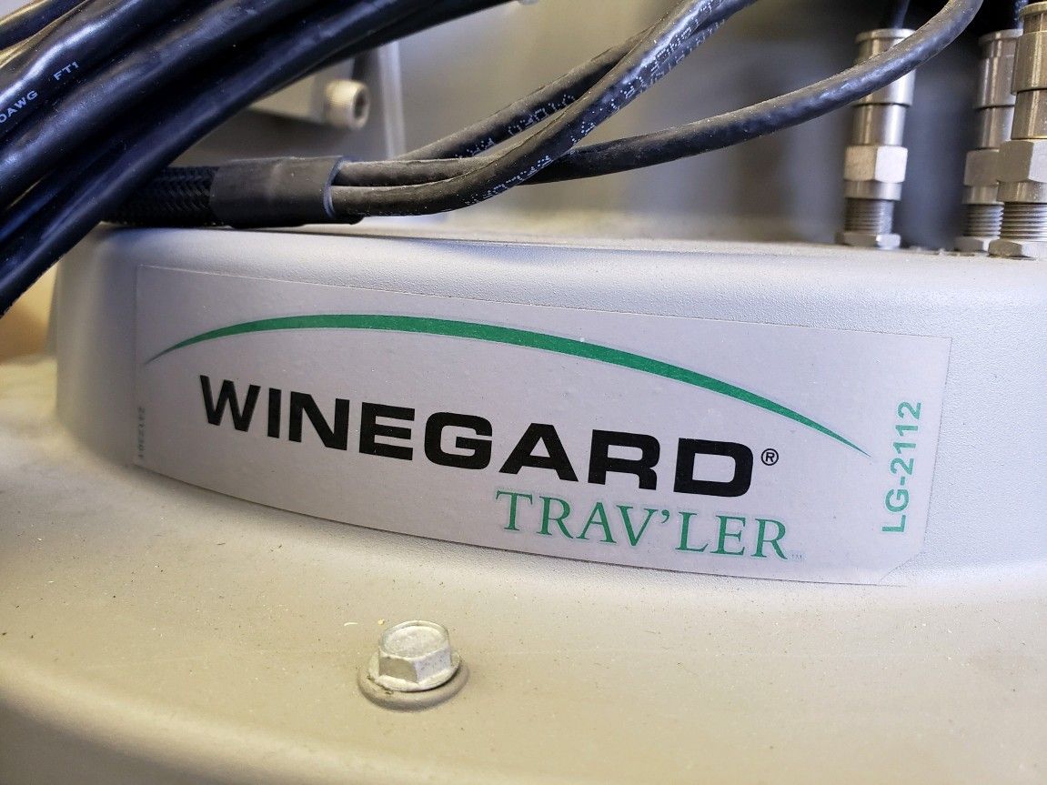 Winegard trav'ler lg-2112 for Sale in Camas, WA - OfferUp