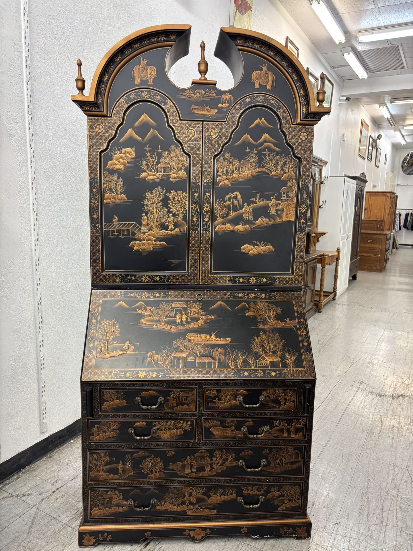 Black Lacquered Chinoiserie for Sale in Long Beach, CA - OfferUp