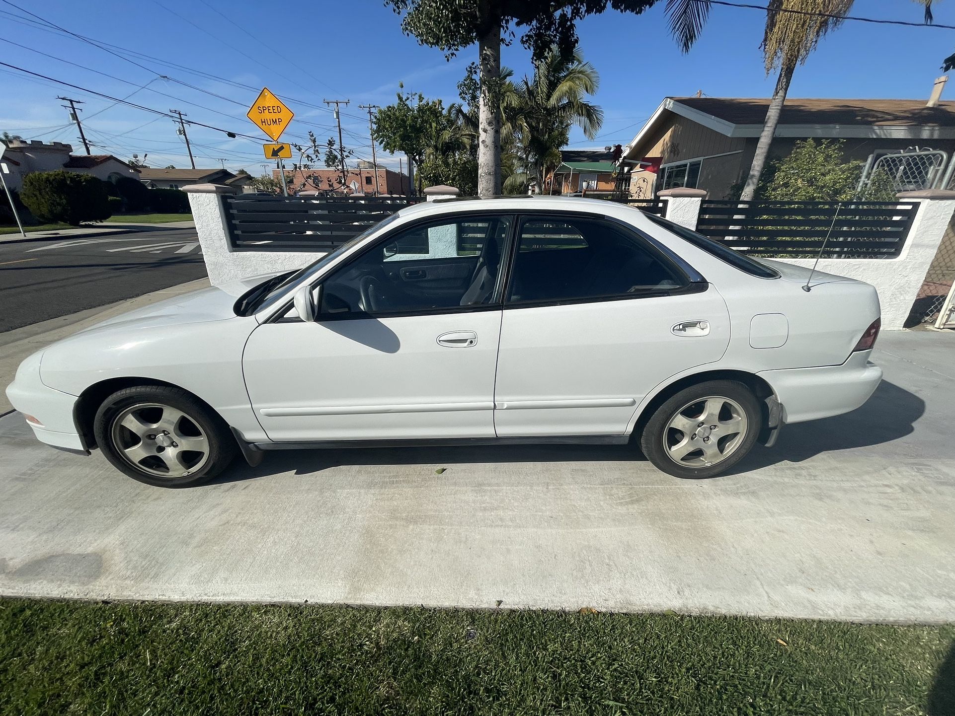 1994 Acura Integra for Sale in Bell Gardens, CA - OfferUp