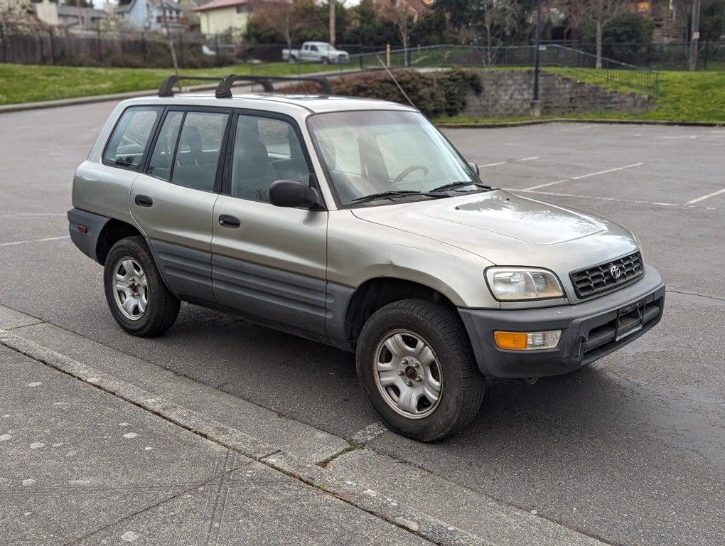1999 Toyota Rav4 for Sale in Seattle, WA - OfferUp