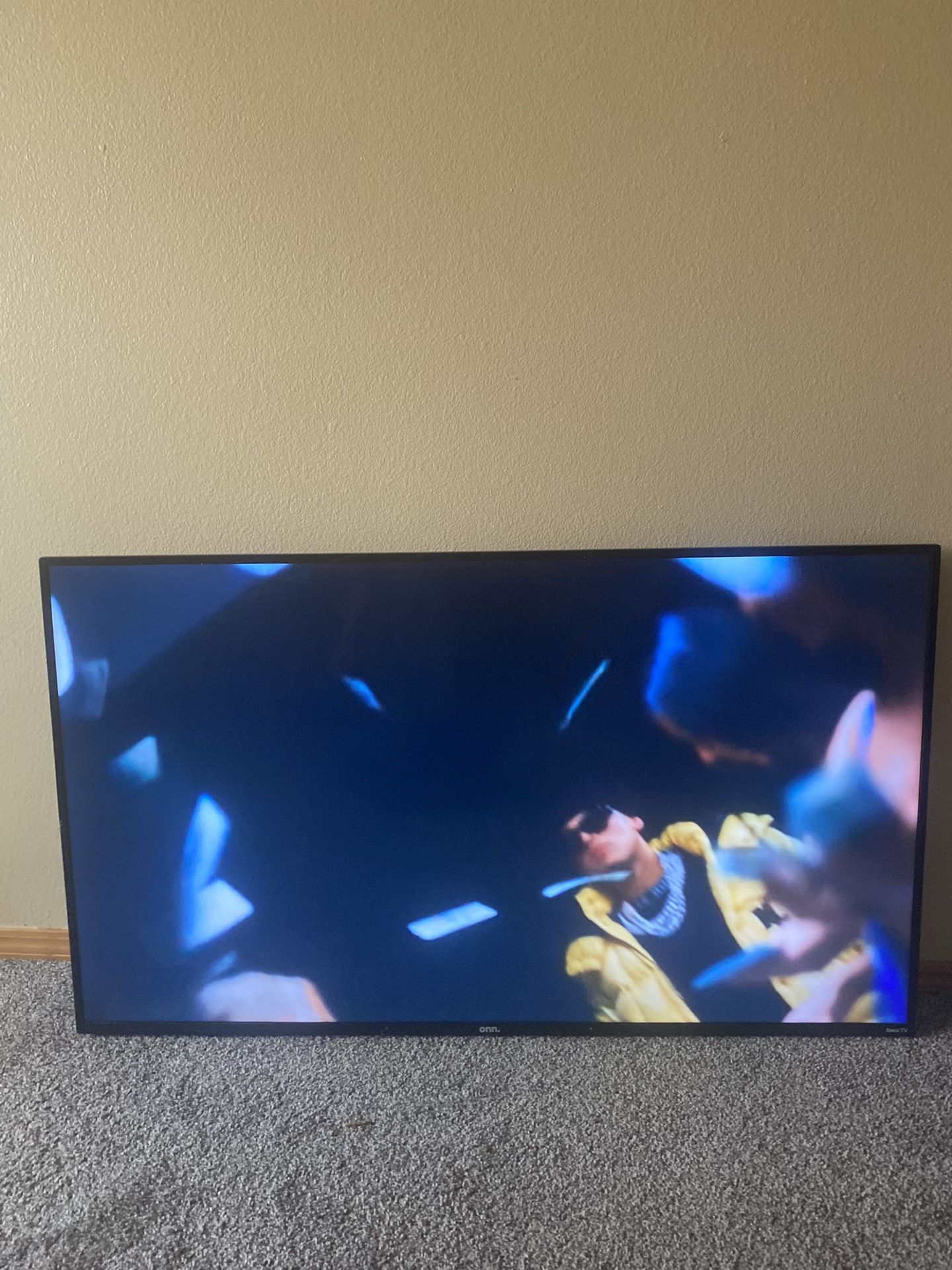 onn 55inch Roku tv for Sale in Kent, WA - OfferUp