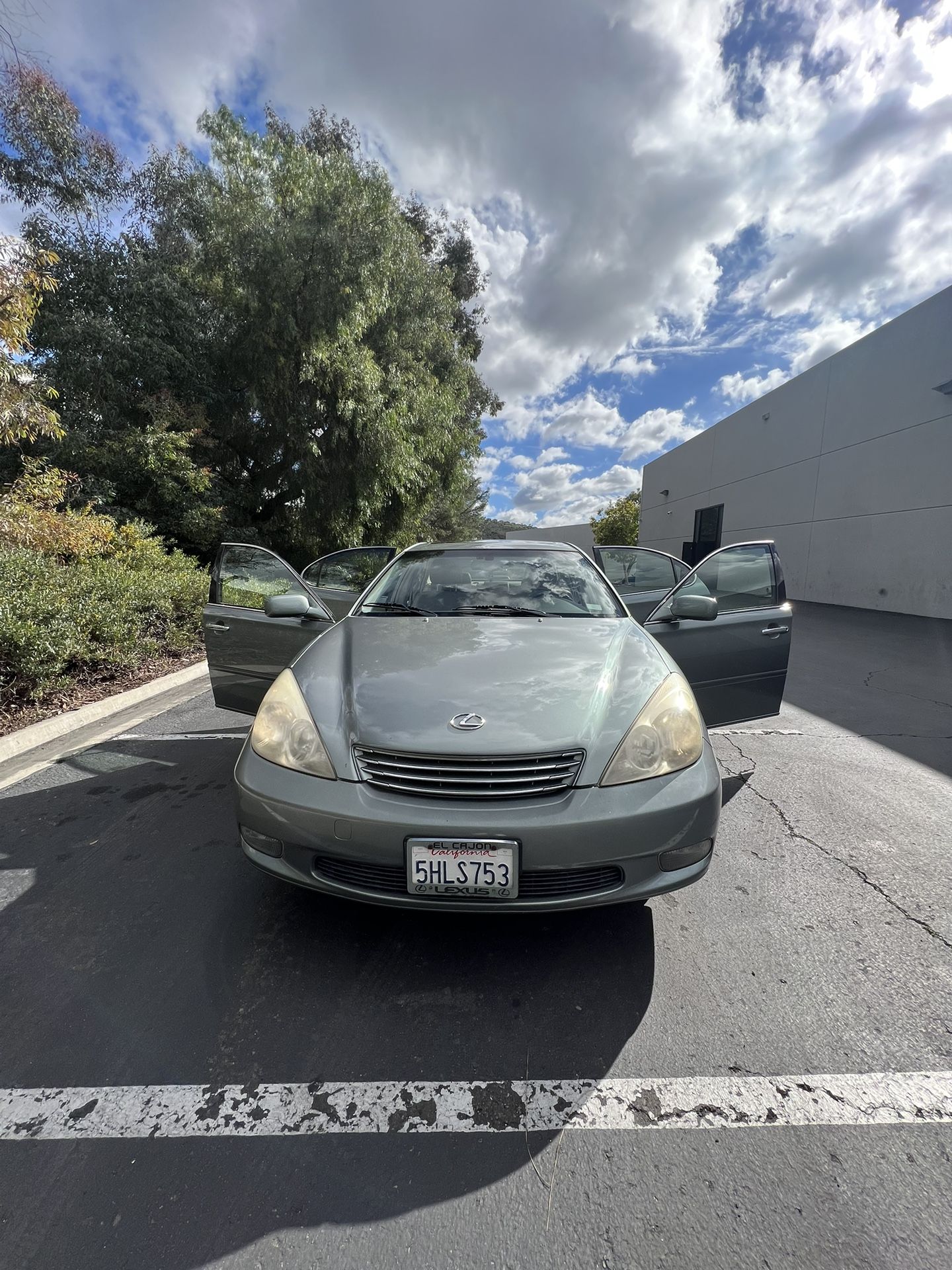 Lexus es330 ($5,500, Clean Title, 116000 miles) for Sale in San Diego ...