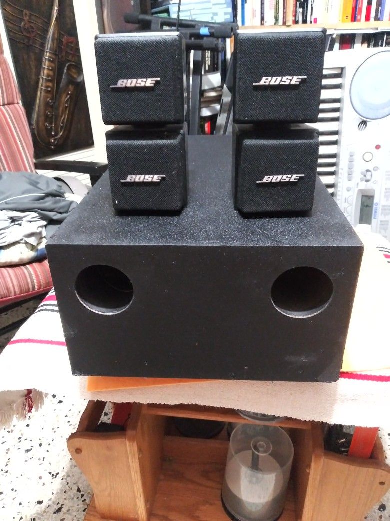 BOSE. AM-5. ACOUSTIMASS. SPEAKER SYSTEM LOW PROFILE. SUBWOOFER MODULE for Sale in Miami, FL ...