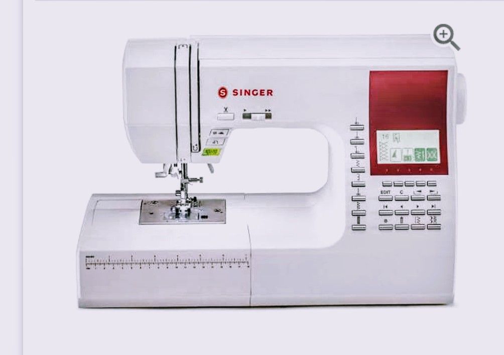 Your dream sewing machine Singer 8060 for Sale in Everett, WA - OfferUp