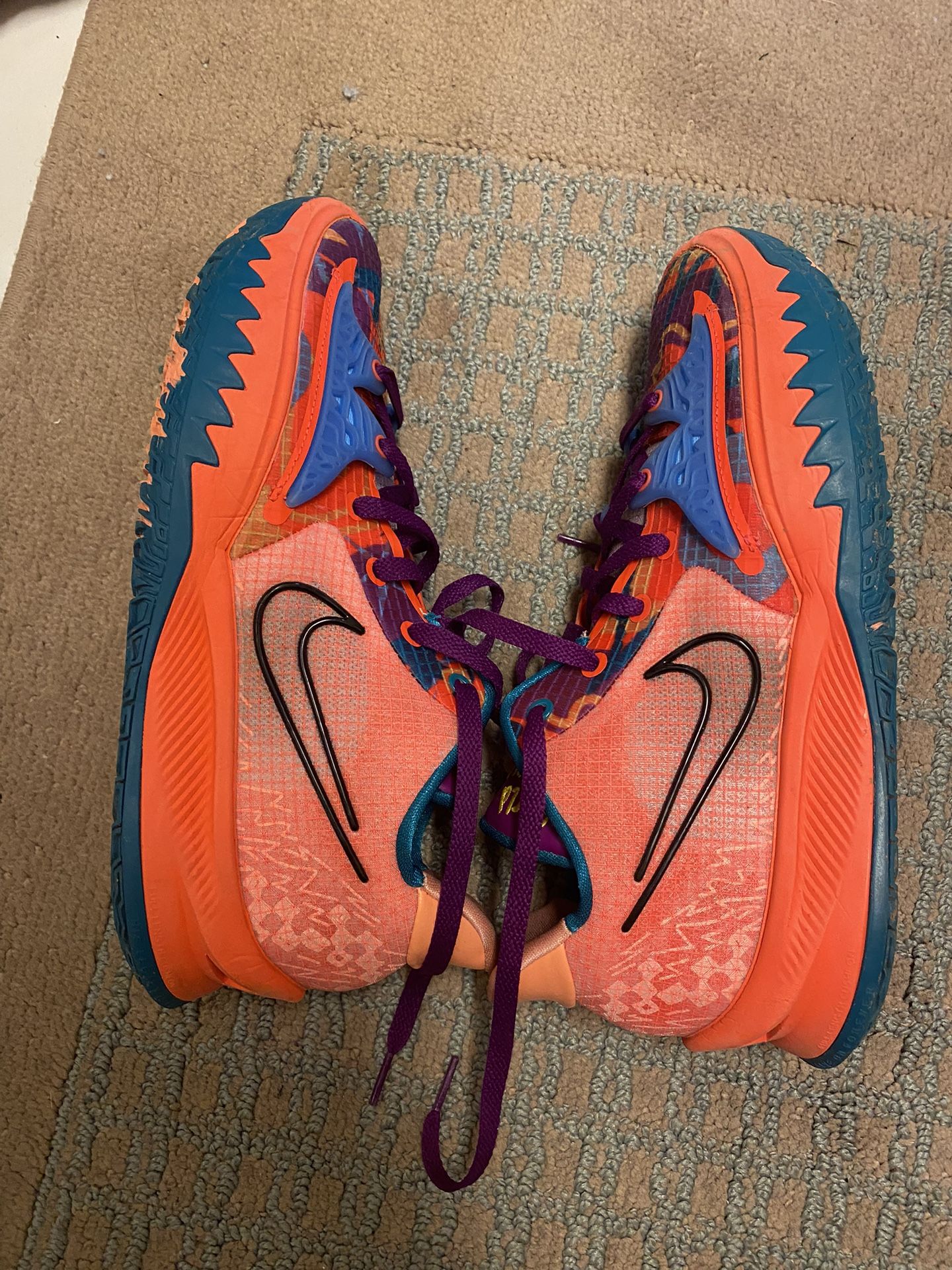 Kyrie Irving Shoes Hyperrev Violet