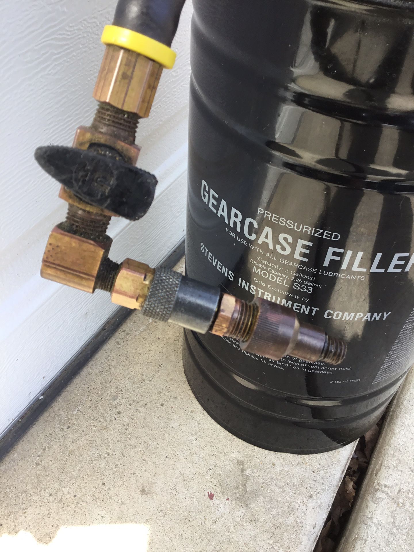 Gearcase Filler. (pressurized) , Model S33, by Stevens Instrument ...