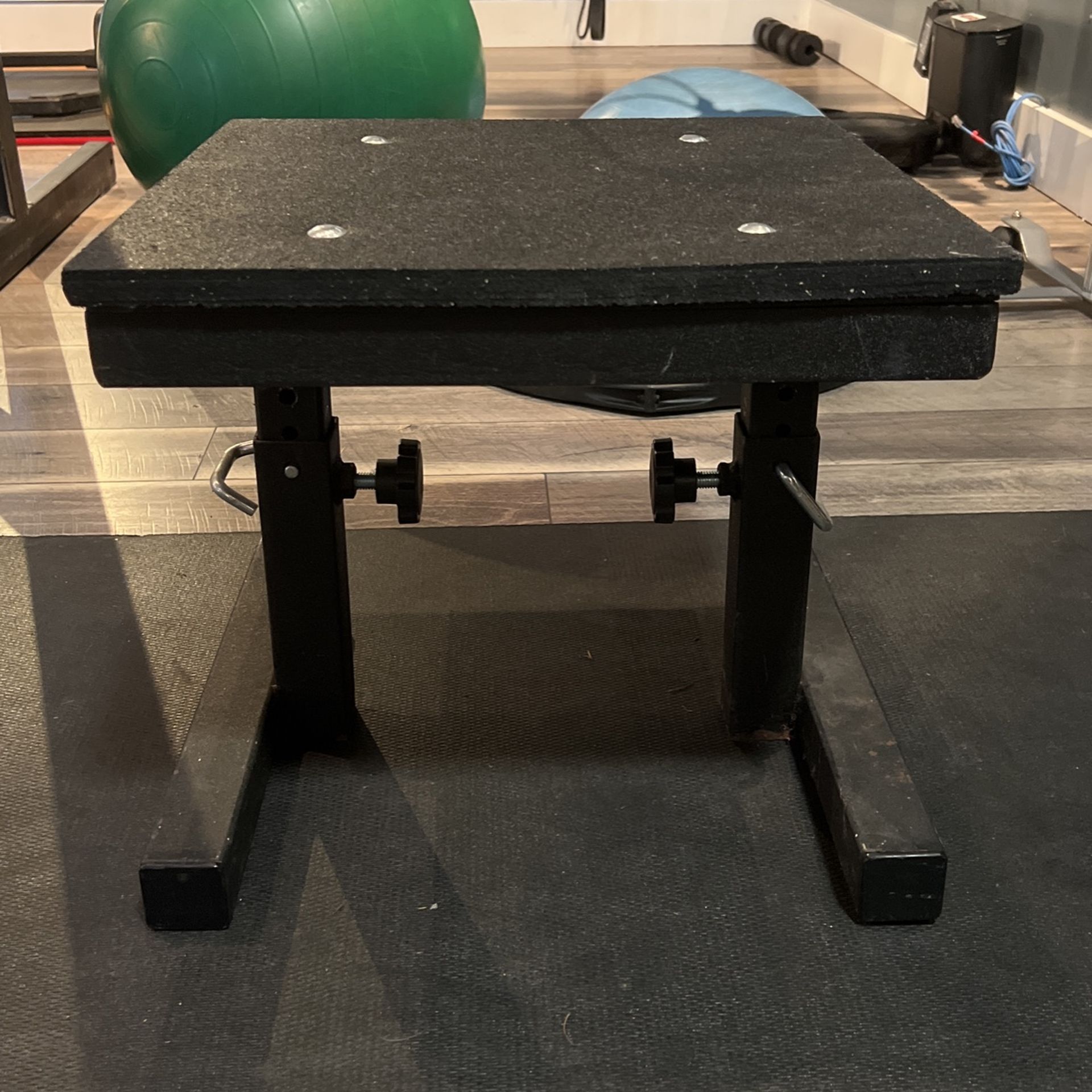 Step Up Bench for Sale in Bellevue, WA - OfferUp