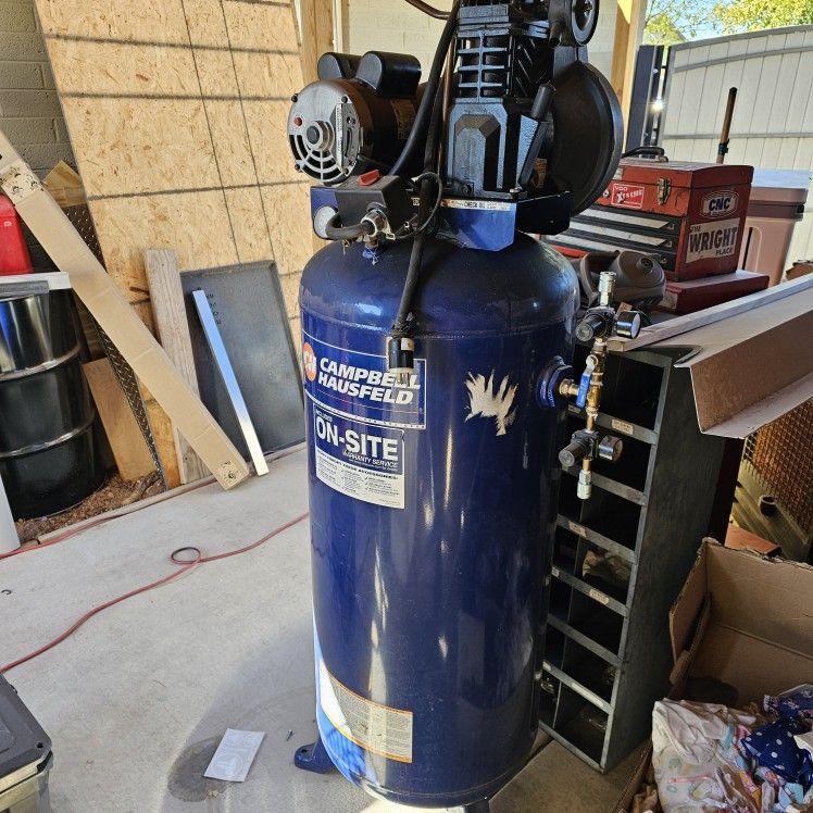 60 Gal Air Compressor 240v Single Phase for Sale in Mesa, AZ - OfferUp
