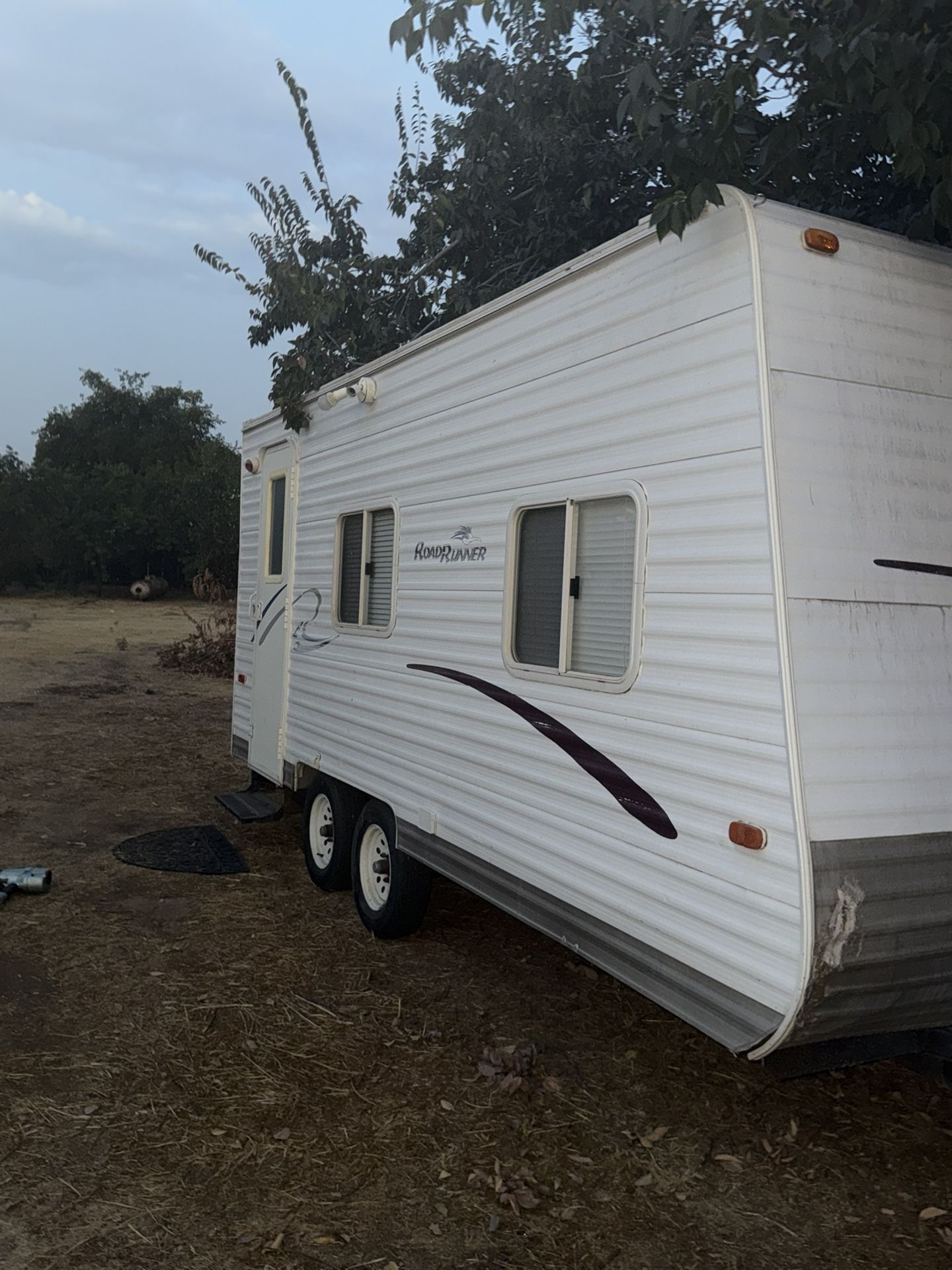 Camping Tráiler for Sale in Fresno, CA - OfferUp