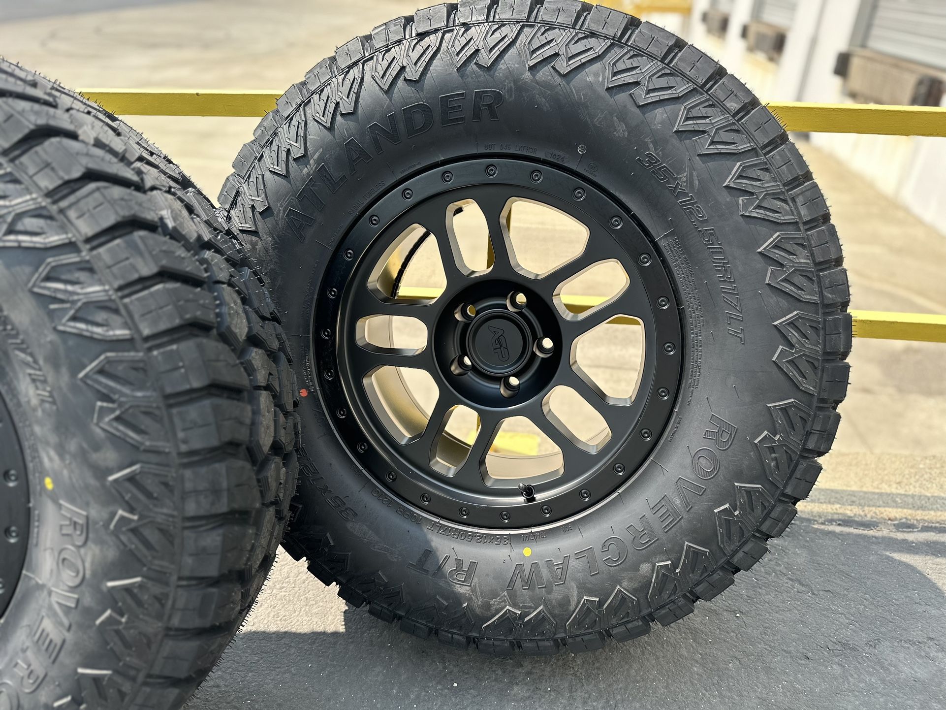 NEW 17” wheels 5x127 Jeep Wrangler Gladiator Rubicon Rims 33” 35” Tires ...