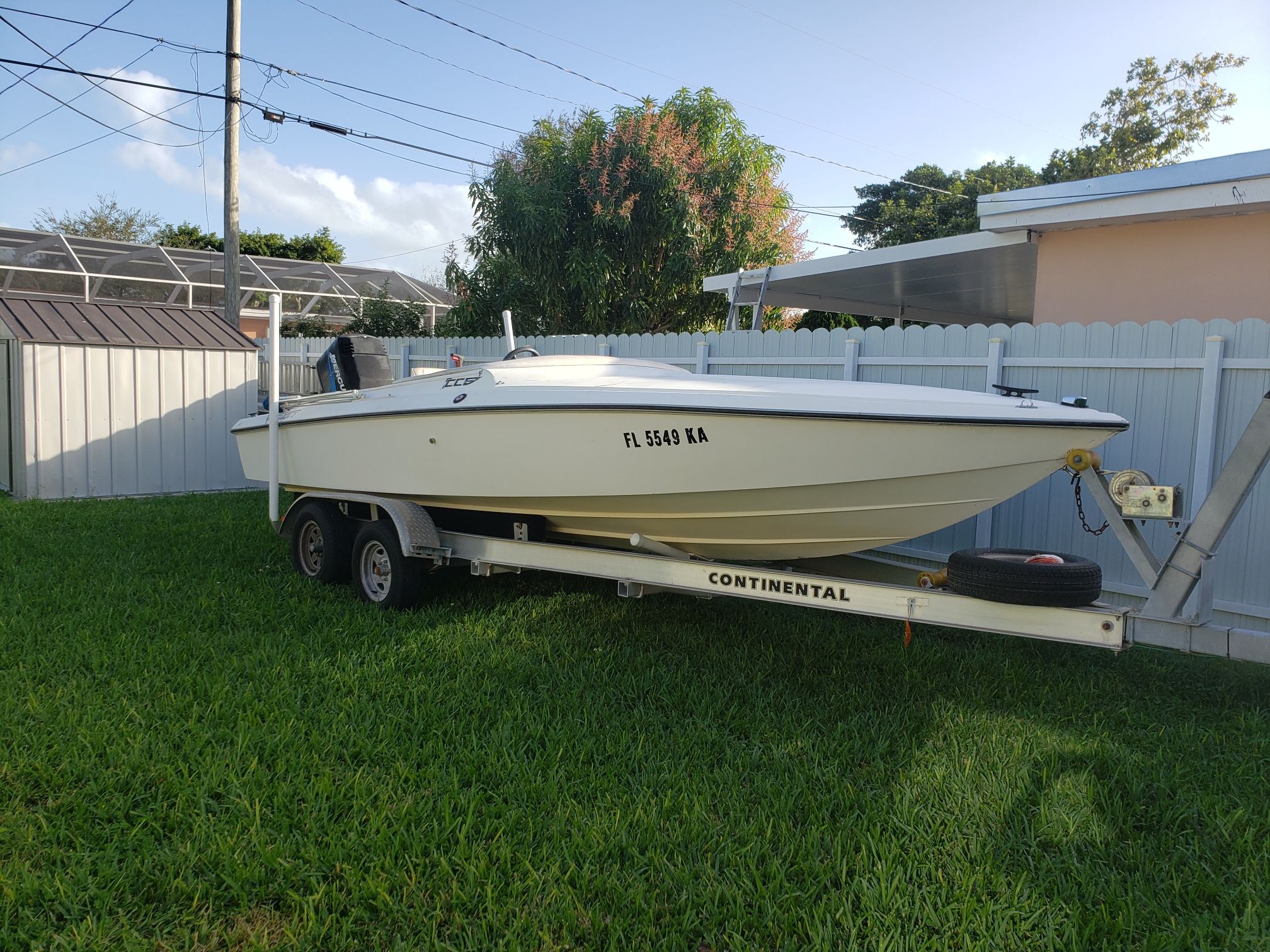 1988 21 FT Velocity - W/1998 200HP Mercury for Sale in Miami, FL - OfferUp
