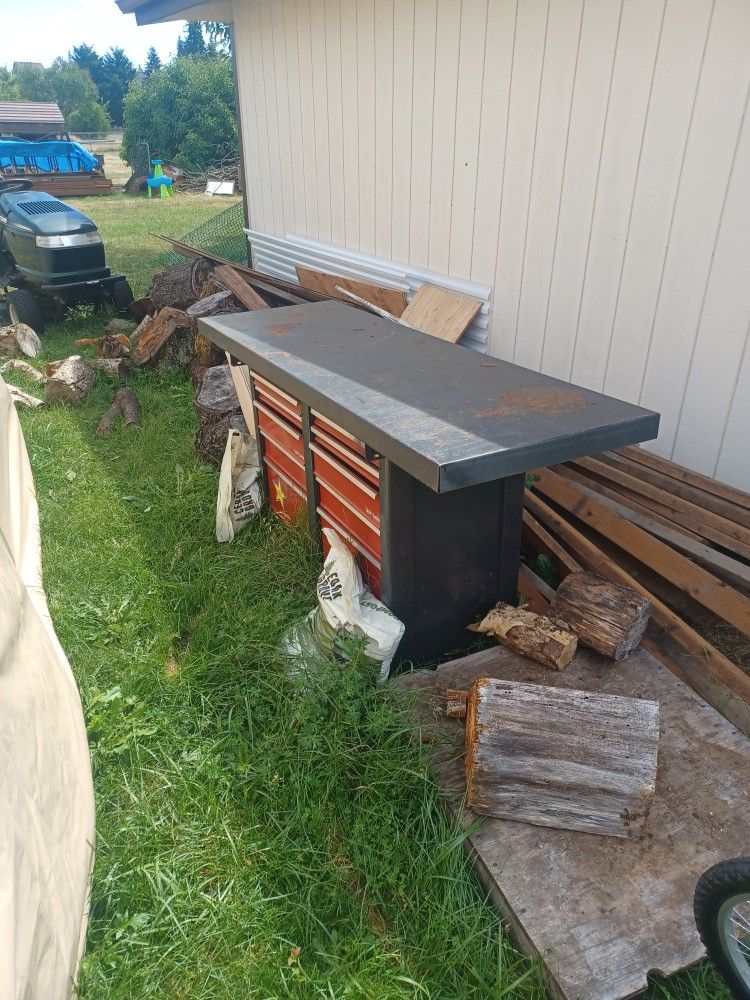 Craftsman Workbench Metal Top for Sale in Tacoma, WA - OfferUp