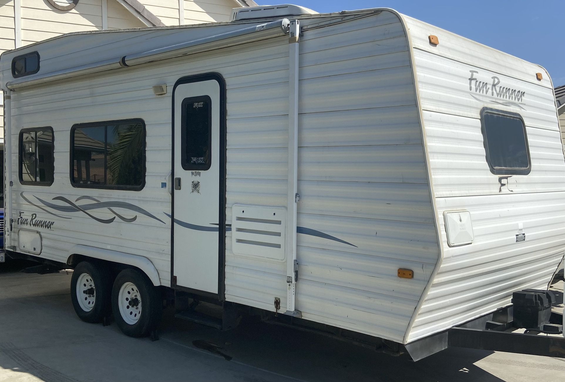 2004 Carson Fun Runner for Sale in Pumpkin Center, CA - OfferUp