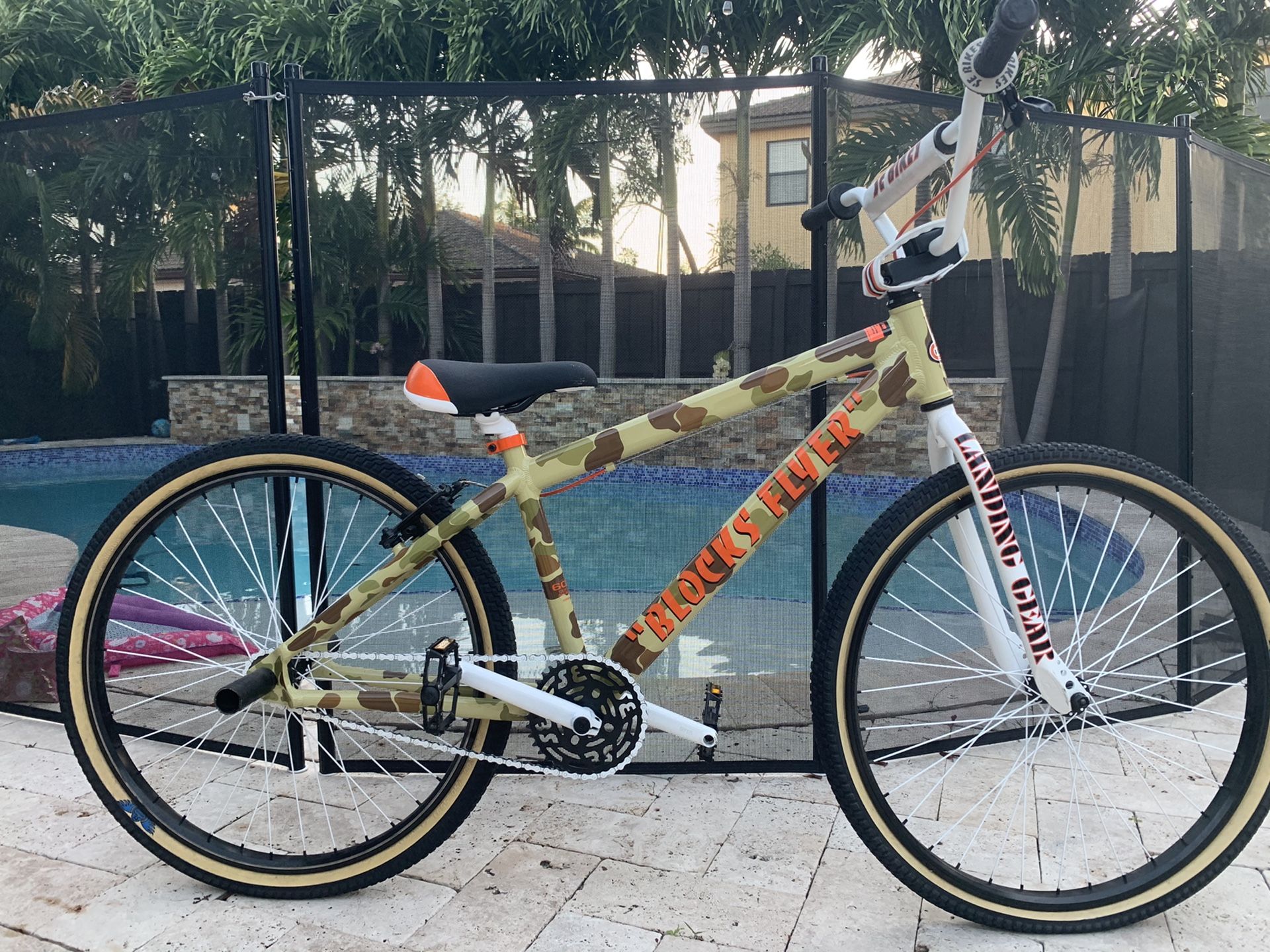 SE Bike Camo Blocks Flyer 26 BMX Bike for Sale in Miami, FL - OfferUp