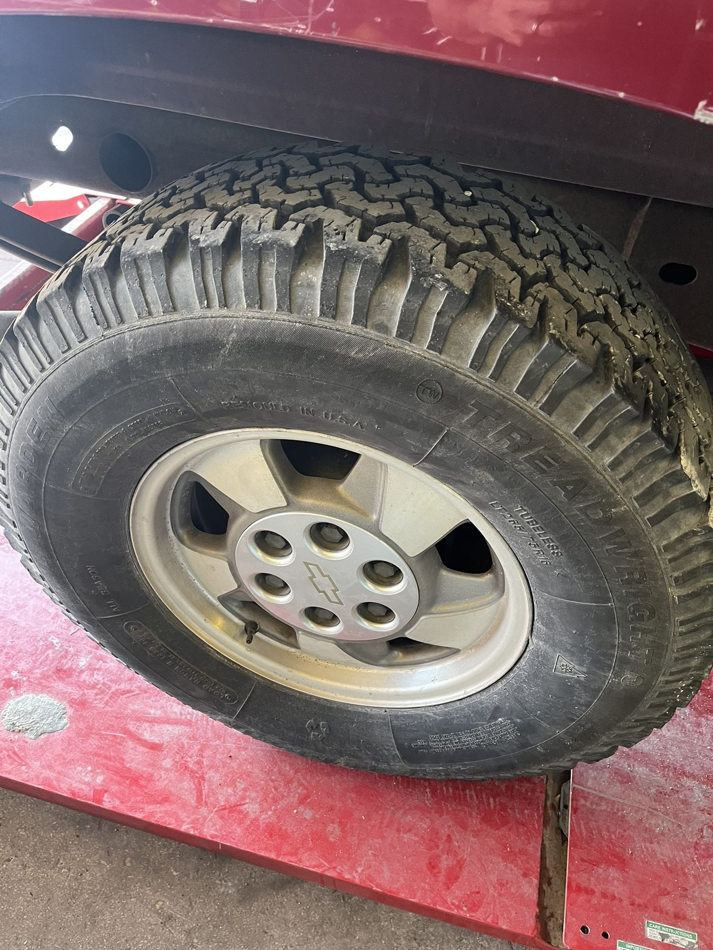 Chevy rims 265 75 16 for Sale in San Antonio, TX - OfferUp