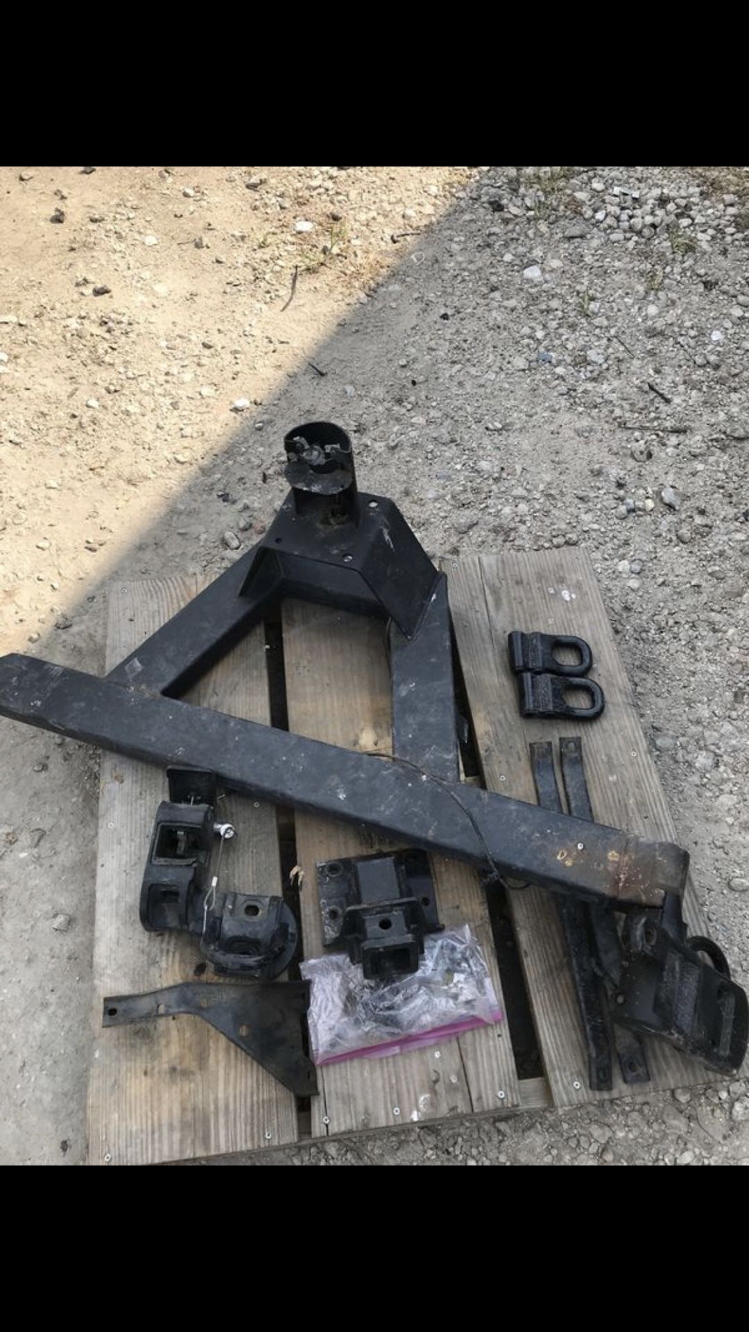 Hummer h2 03-09 Exterior liftgate mounted spare tire carrier & latch ...