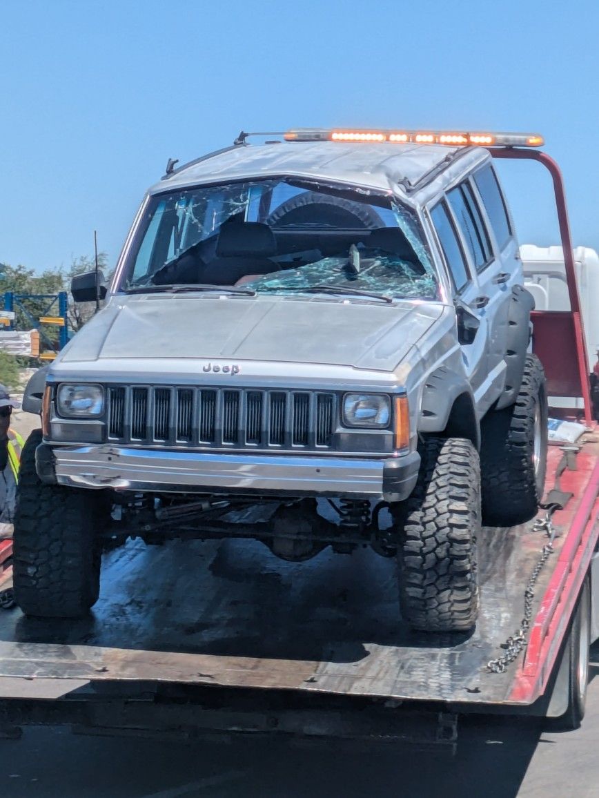 1989 Jeep Cherokee for Sale in Phoenix, AZ - OfferUp
