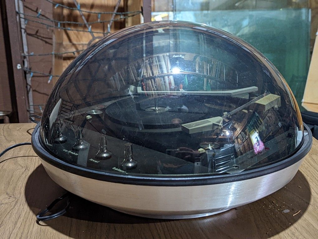 Electrohome Circa Apollo 860 for Sale in Newbury Township, OH - OfferUp