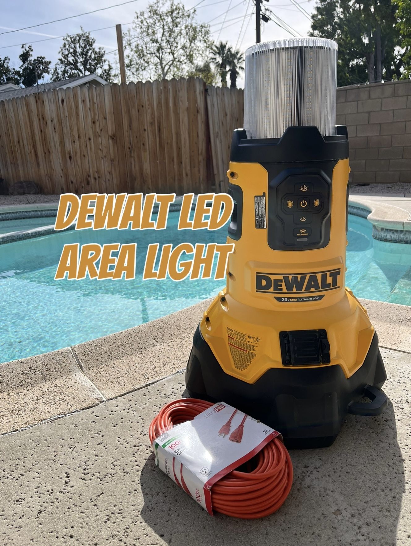 Dewalt 20V Corded/Cordless LED Area Light for Sale in Riverside, CA ...