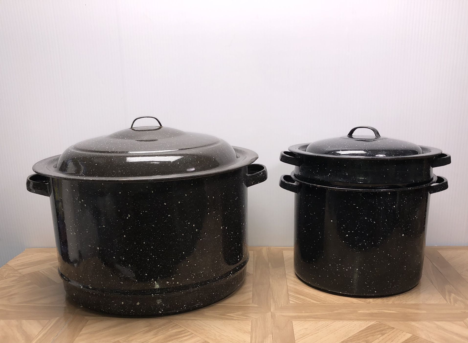 VTG Black Enamel Graniteware Lg Pot And Stock Pot Vegetable Steamer ...