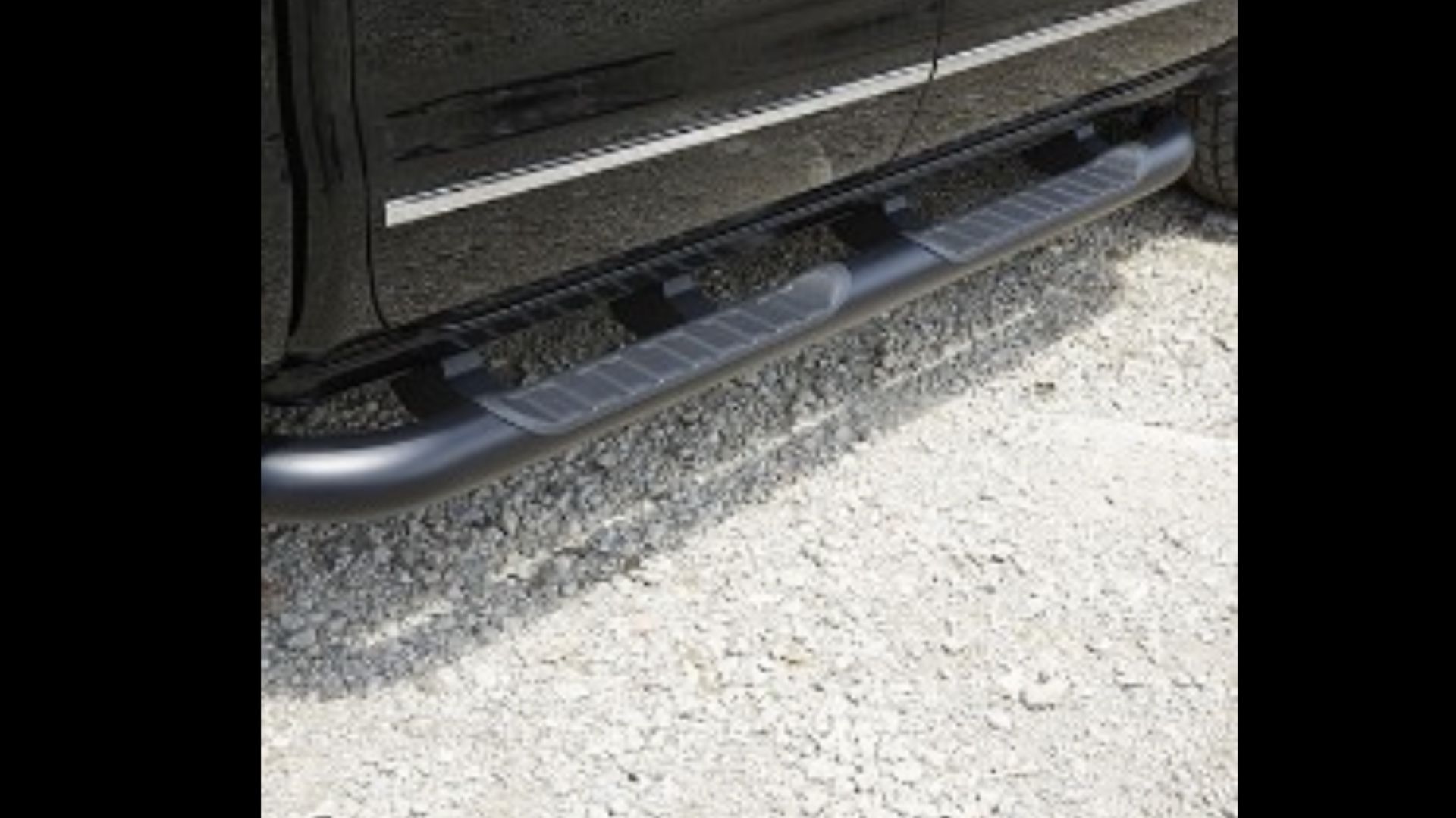 Driver and passenger side steps. GM Part #22912949 and #22912950 This ...