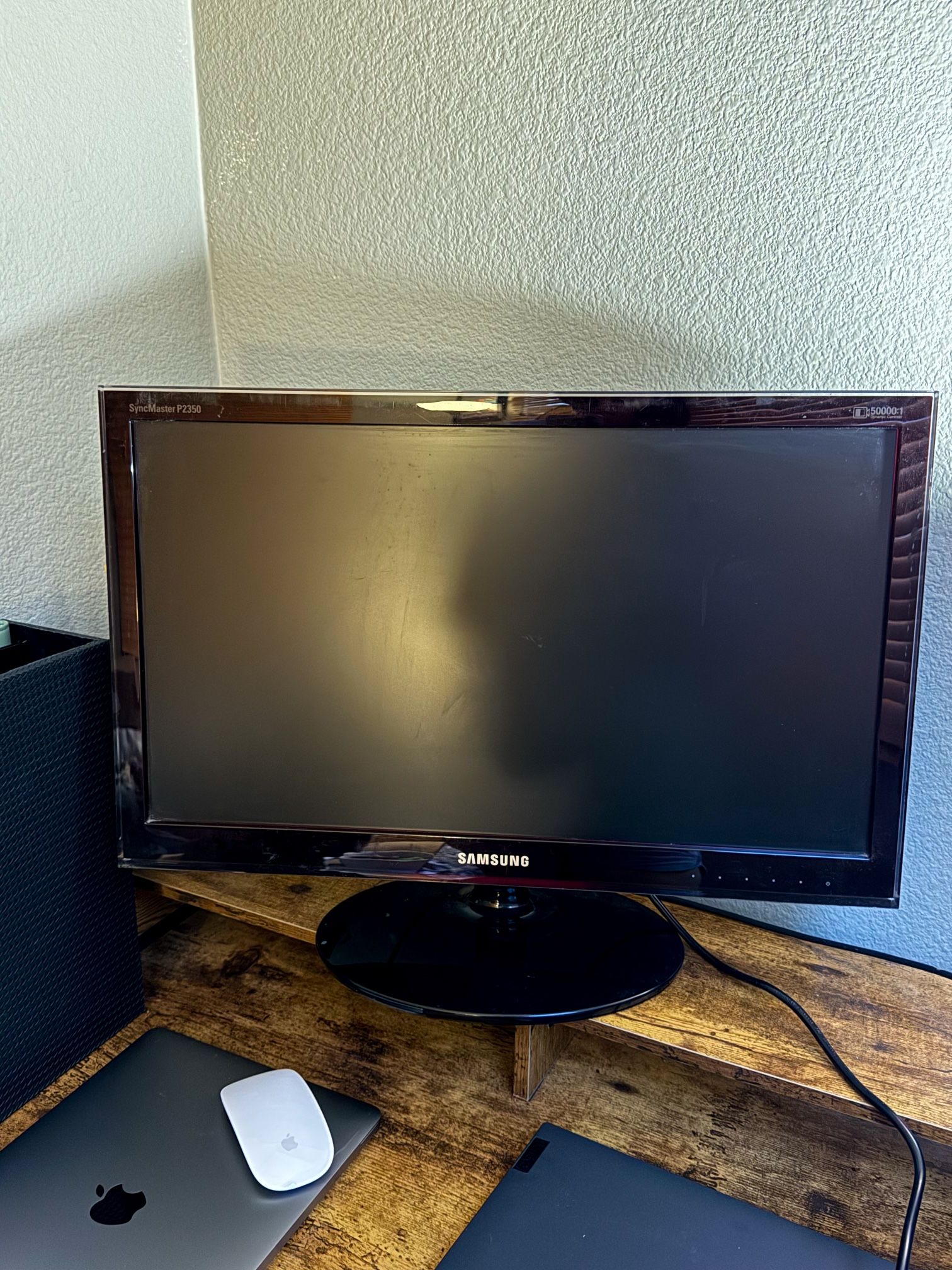 Samsung SyncMaster P2350 23” LCD Monitor (Black) for Sale in Chula ...