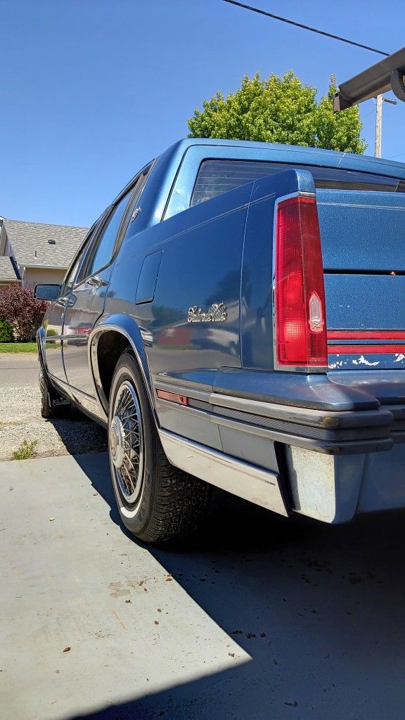 1988 Cadillac DeVille for Sale in Auburn, WA - OfferUp