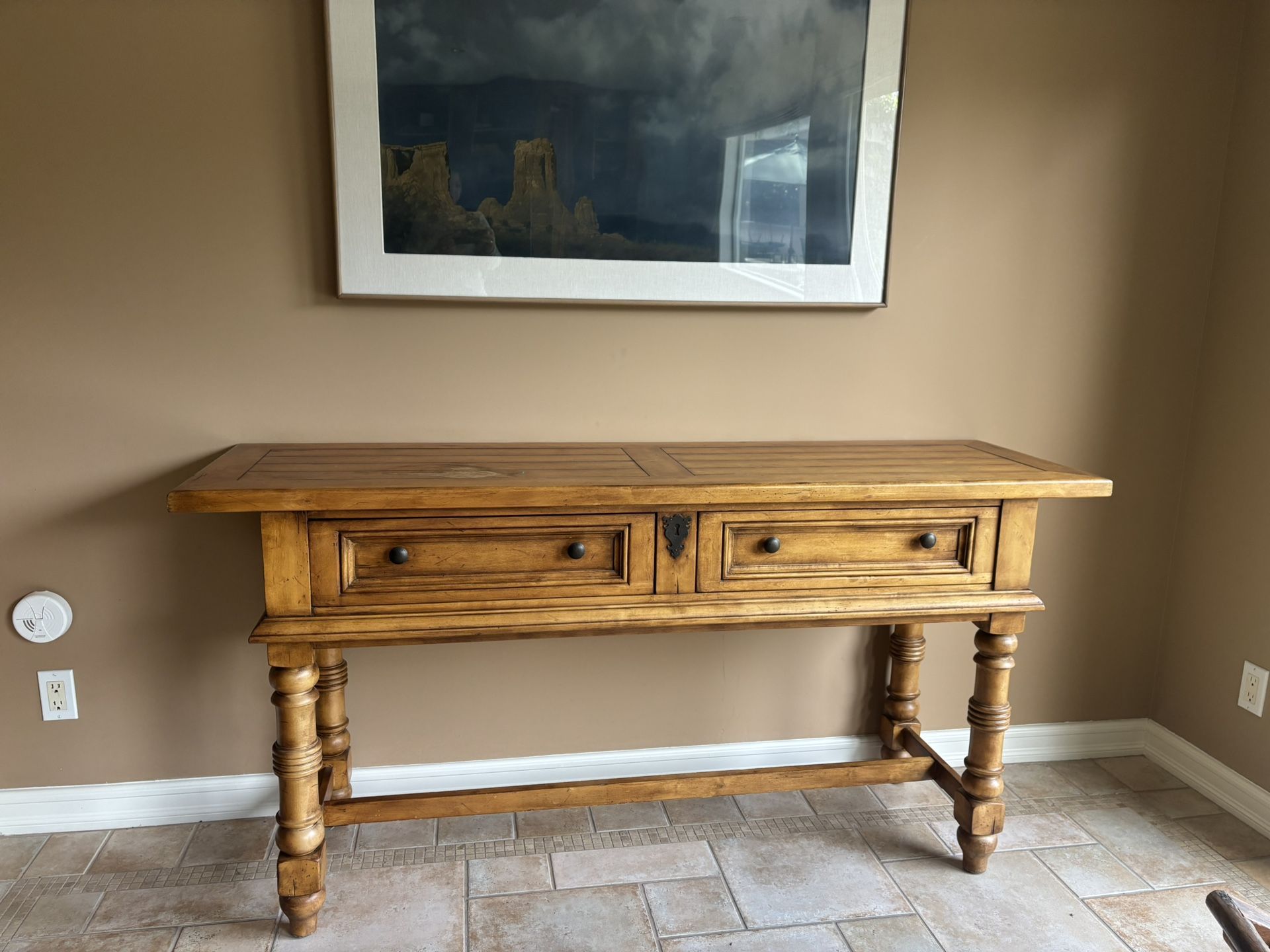 Hekman Oak Console Table for Sale in Beverly Hills, CA - OfferUp