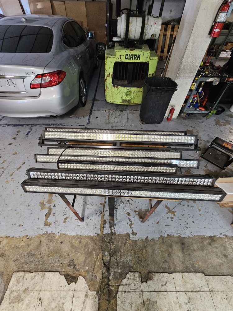 L.E.D LIGHT BARS for Sale in Mesa, AZ - OfferUp