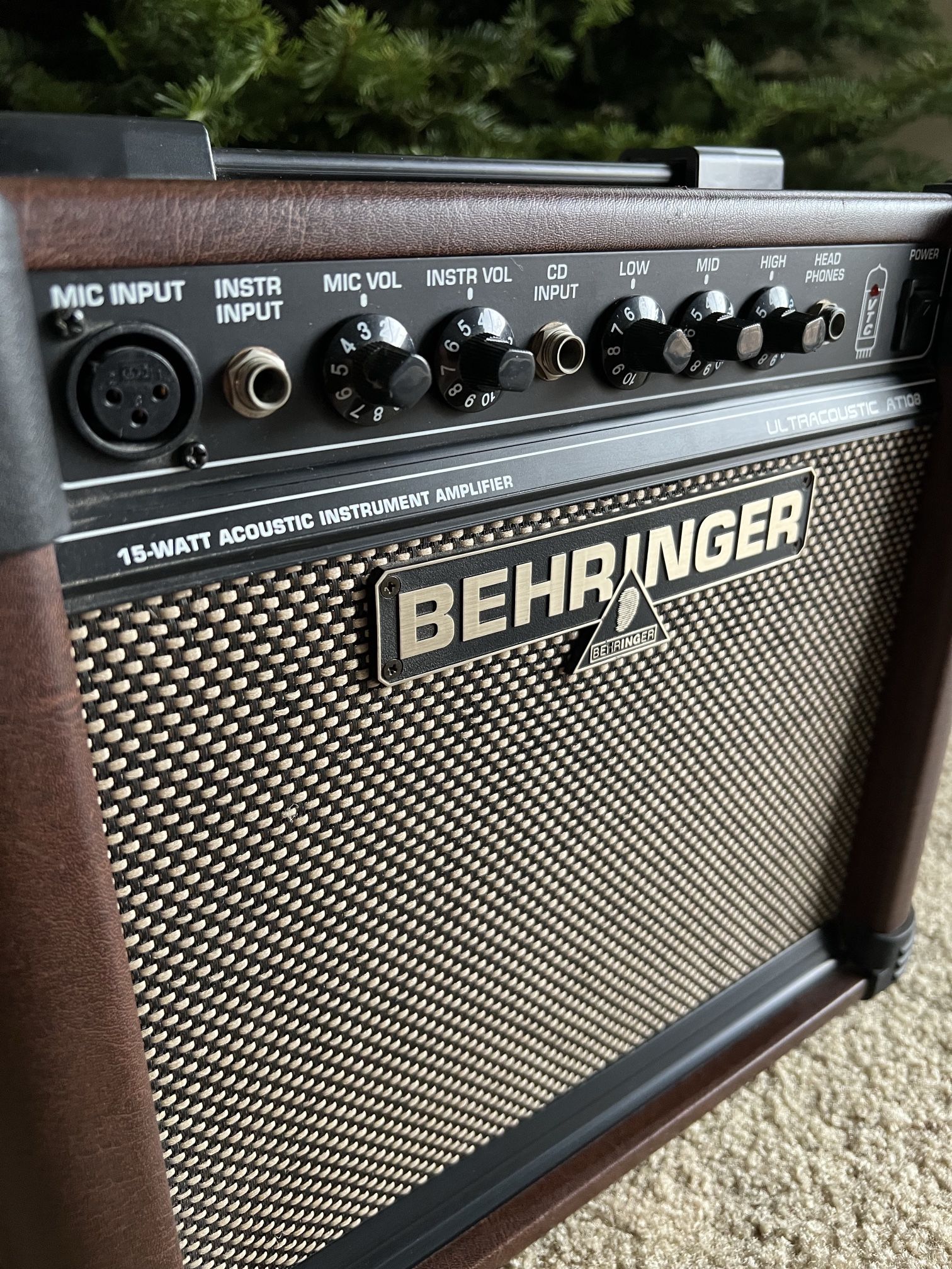 Behringer AT108 Acoustic Amp for Sale in Gardena, CA - OfferUp