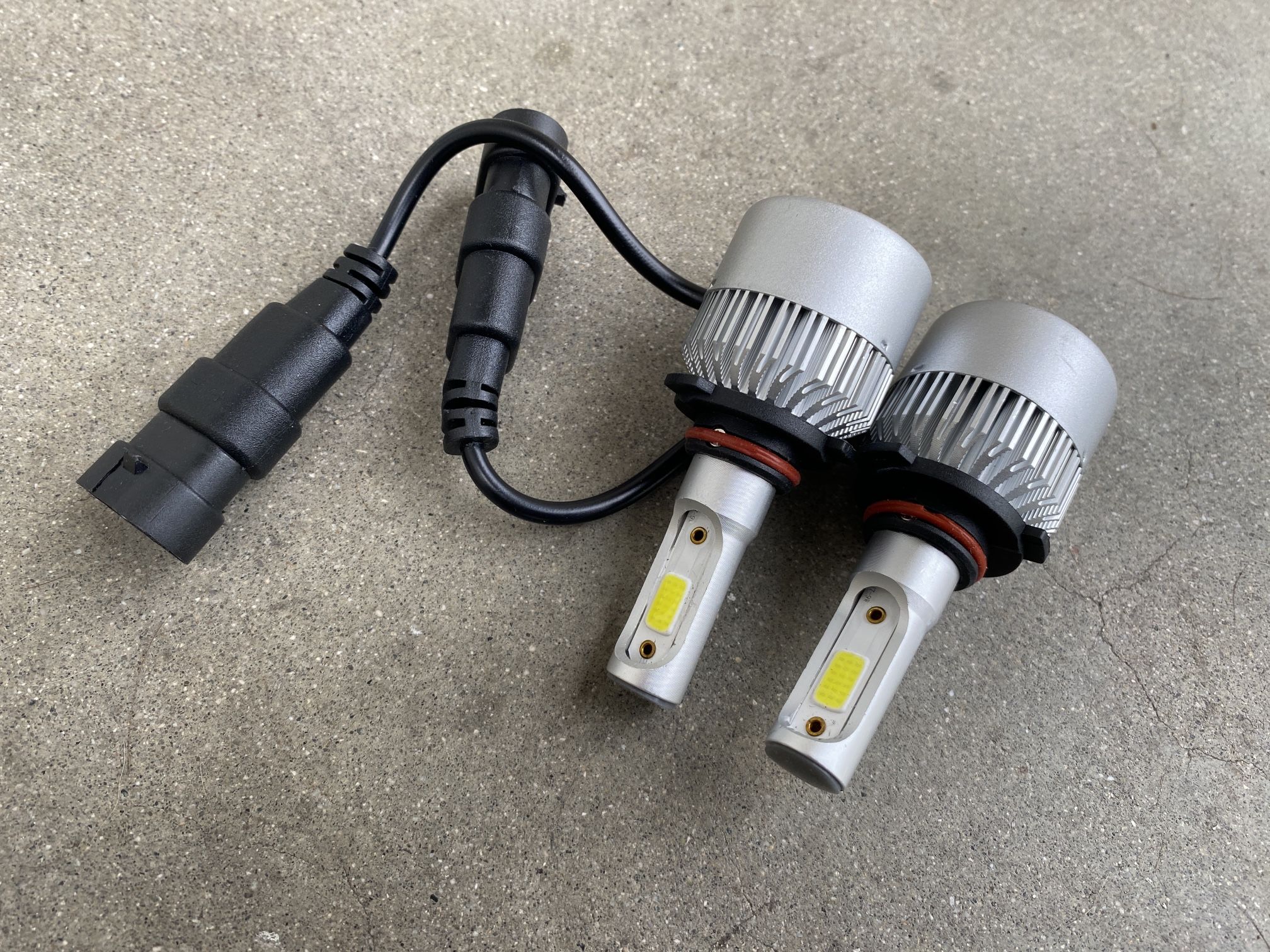 9005 6000K LED LIGHTS $25 for Sale in El Monte, CA - OfferUp