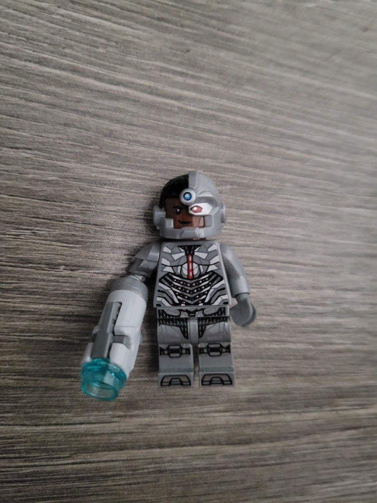 Lego Cyborg