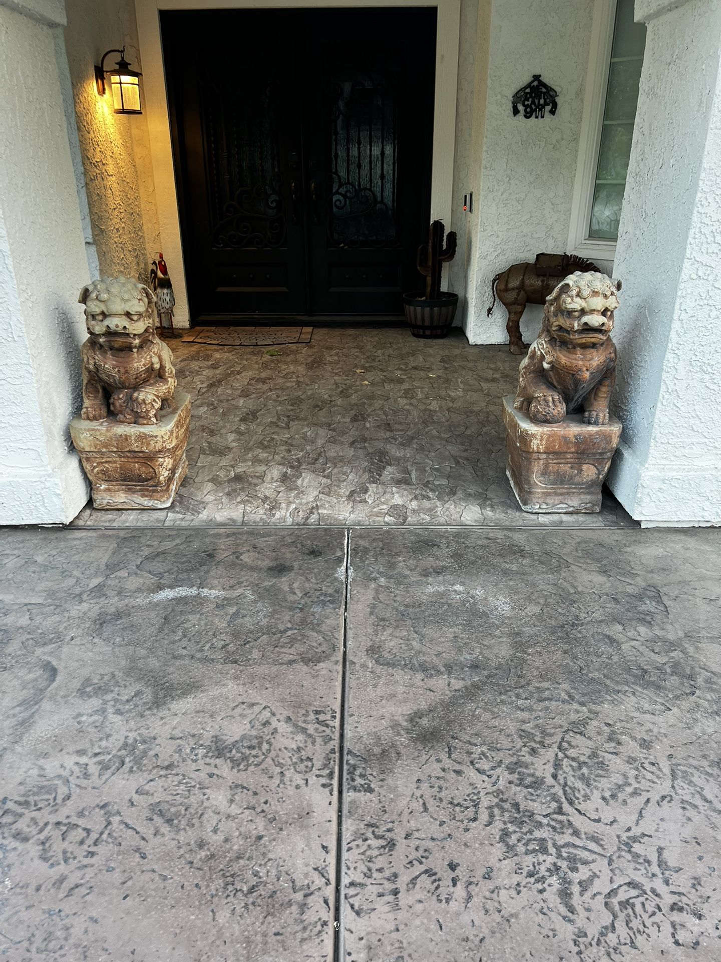 Concrete Fu Dogs for Sale in Alta Loma, CA - OfferUp