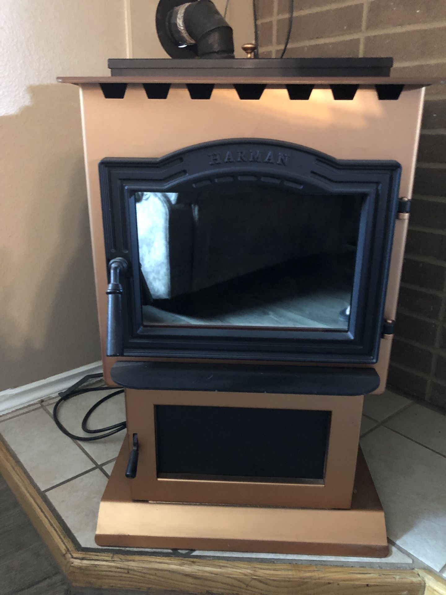 Harman P43 Pellet Stove for Sale in Vancouver, WA - OfferUp