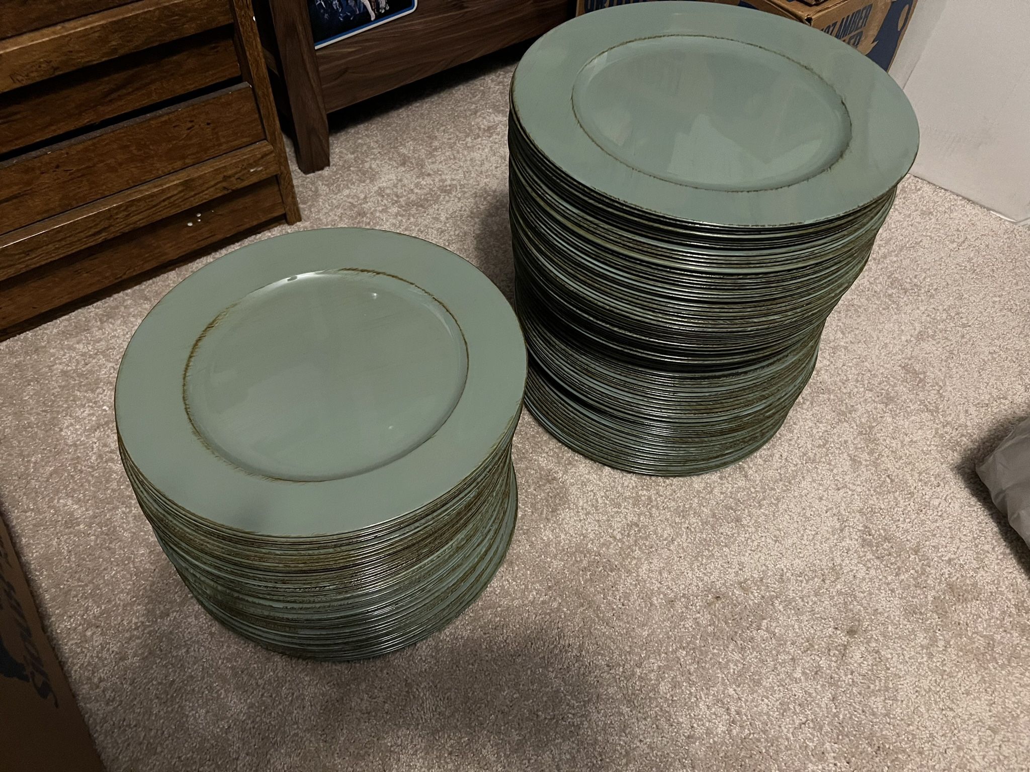 137 Sage Green Charger Plates for Sale in Park Ridge, IL - OfferUp