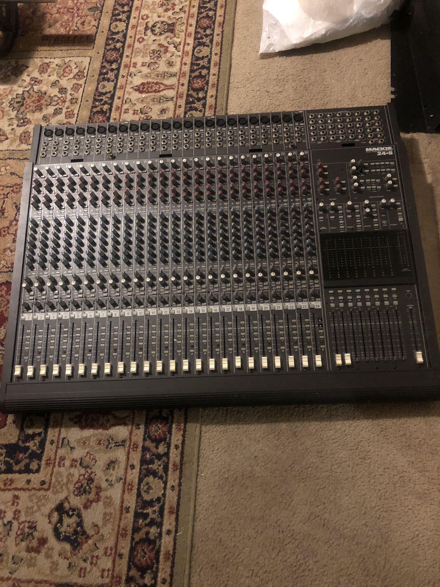 Mackie 24.8 for Sale in Moreno Valley, CA - OfferUp