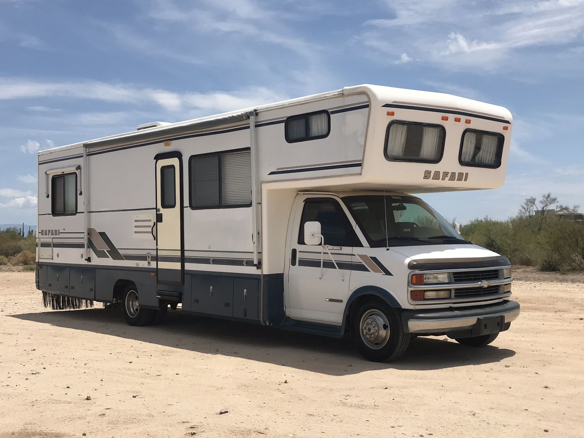 1997 Safari class c 57k miles 30ft for Sale in Tucson, AZ - OfferUp
