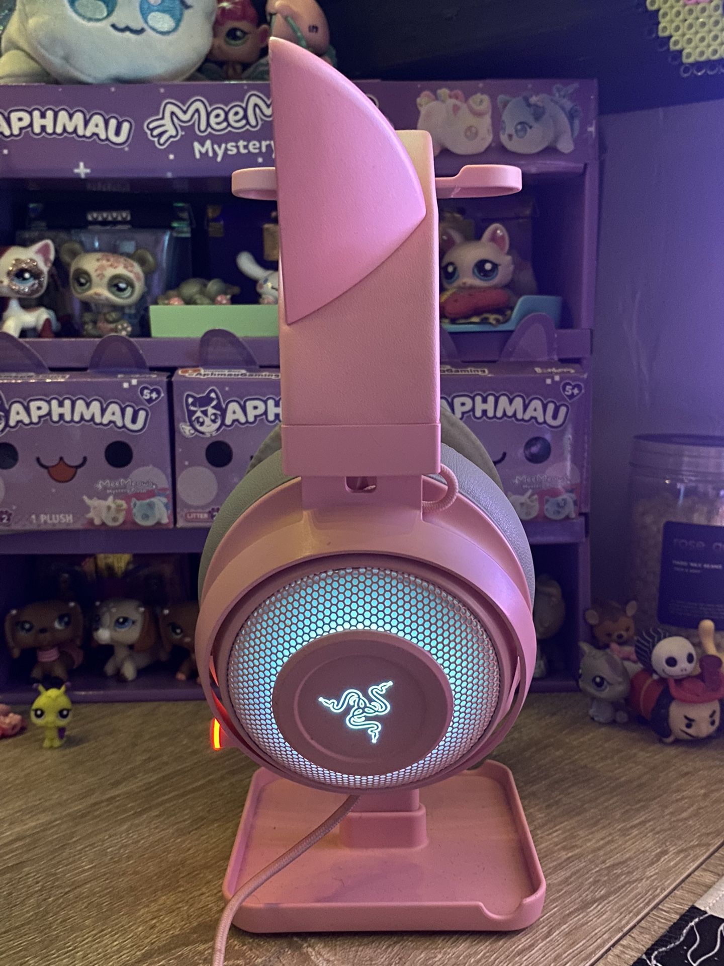 PINK RAZOR KRAKEN KITTY HEADSET for Sale in Natalia, TX - OfferUp