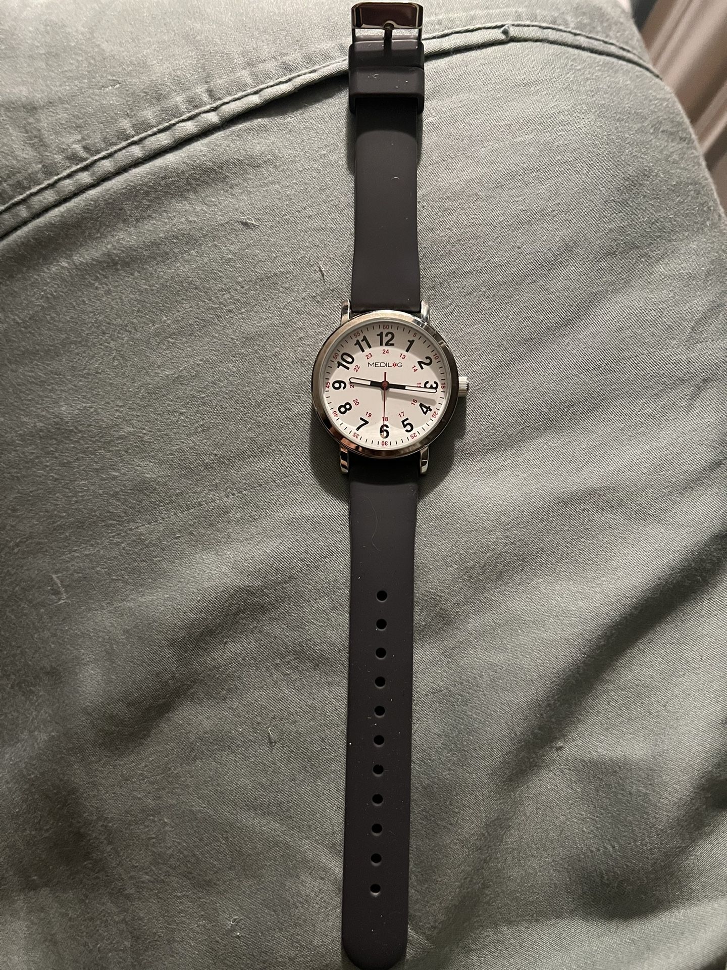 Second Hand Watch for Sale in Artesia, CA - OfferUp