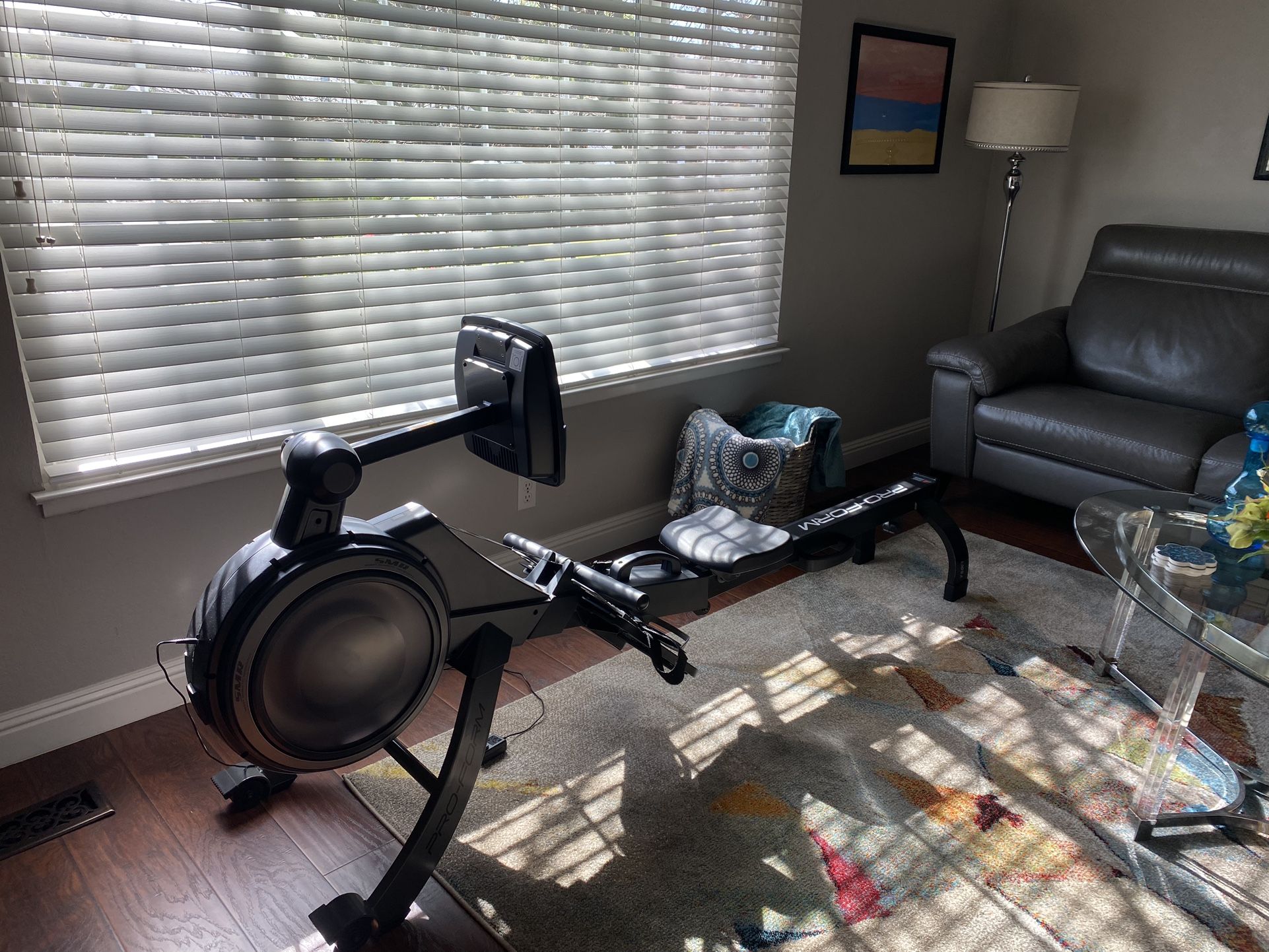 ProForm 750R Rower SpaceSaver for Sale in Fresno, CA - OfferUp
