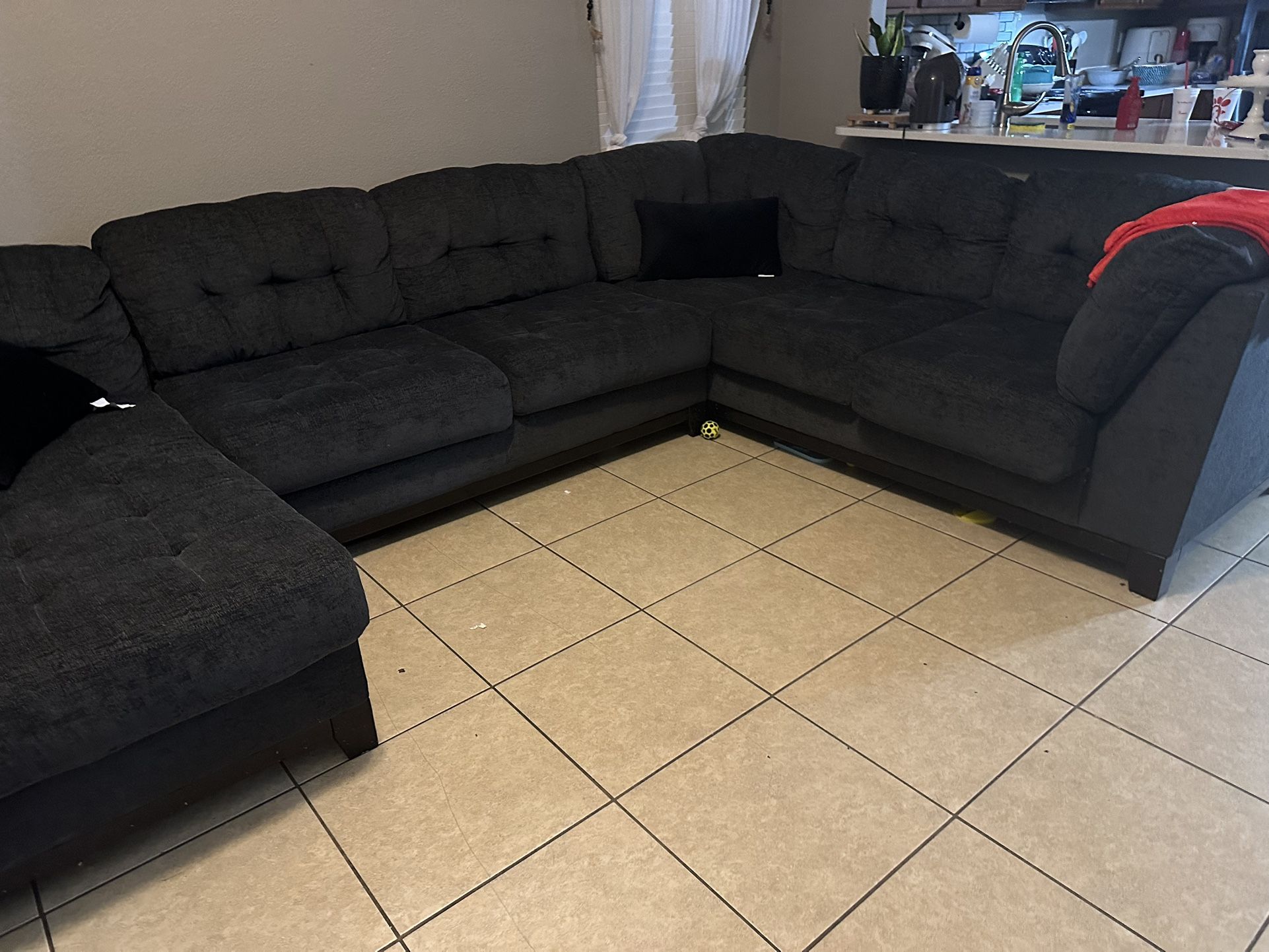 Large Sectional Couch for Sale in San Antonio, TX - OfferUp