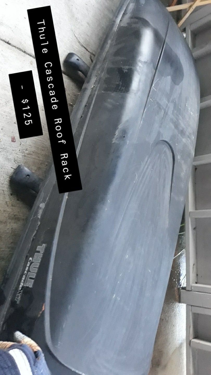 Thule Cascade XT Roof Rack for Sale in Sacramento, CA - OfferUp