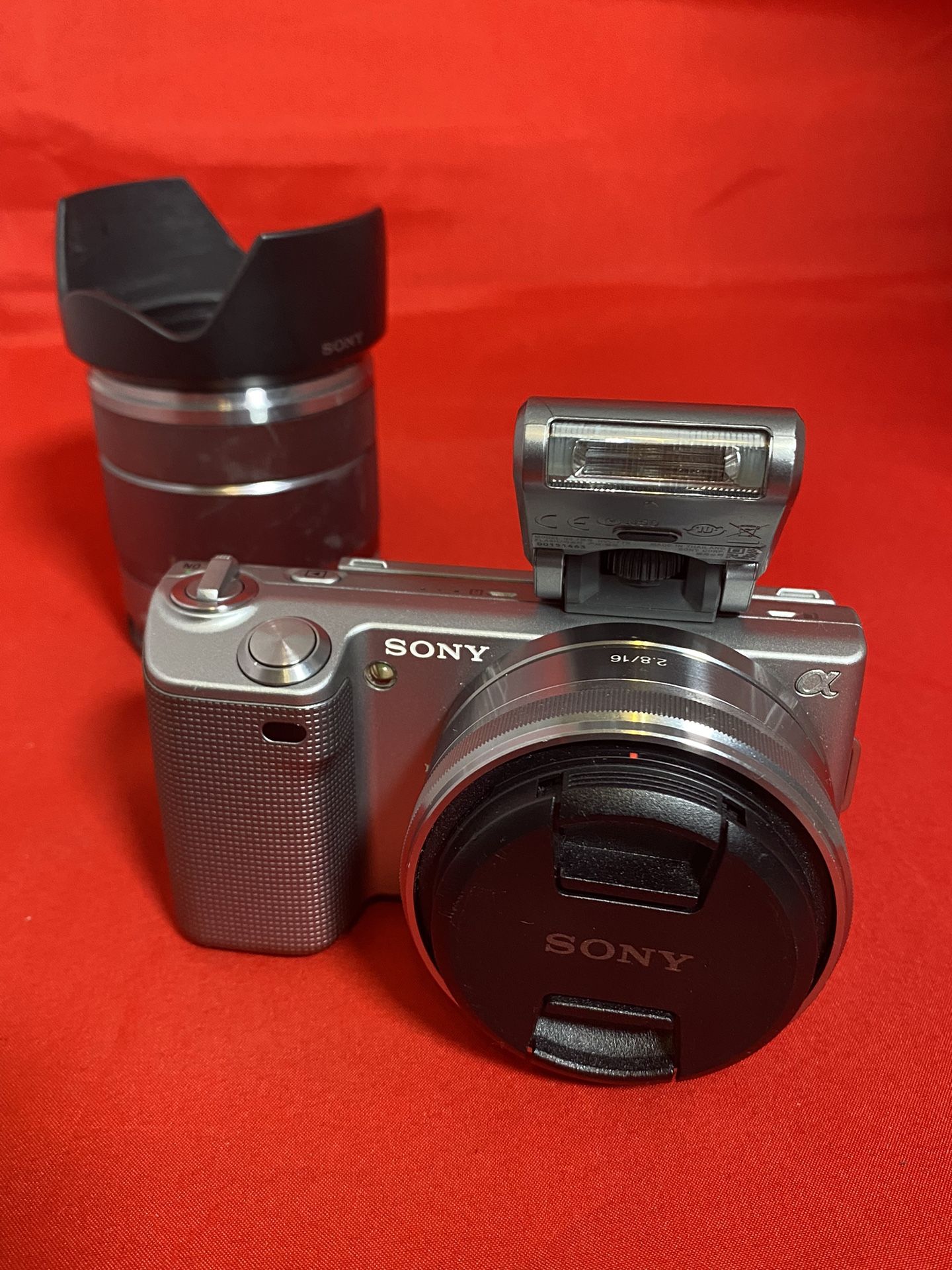Sony Alpha NEX-5N 16.1MP Full Frame Mirrorless for Sale in North Miami, FL - OfferUp
